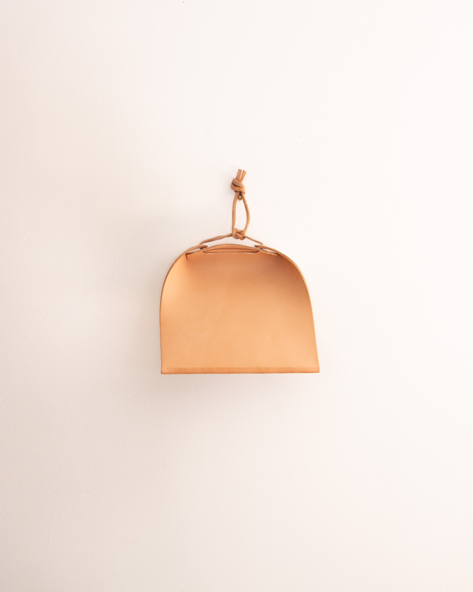 Leather Dust Pan – Pidgin